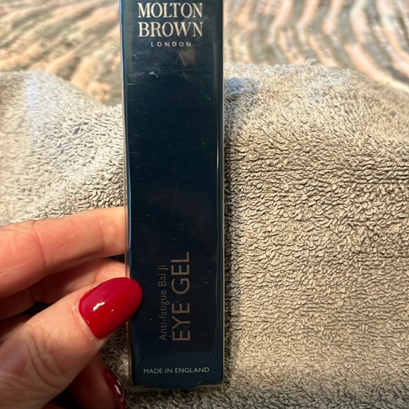 Molton Brown | Grooming | Molten Brown Bai Ji Anti Fatigue Eye Gel 5ml ...